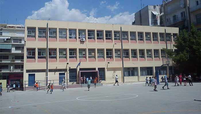 Ο Δήμος Αθηναίων ανοίγει τα σχολεία ανοιχτά στη γειτονιά και στην κοινωνία