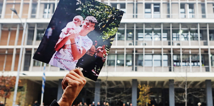 Θεσσαλονίκη: Πέθανε ο 16χρονος Ρομά που πυροβολήθηκε από τον αστυνομικό