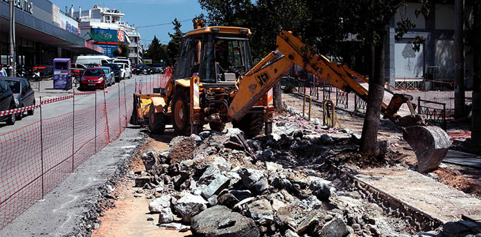 Χαλάνδρι: Ξεκίνησαν τα έργα ανάπλασης για την ανάδειξη του Αδριάνειου ...