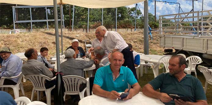 «Φίμωσαν» βουλευτή του ΠΑΣΟΚ σε πανηγύρι στη Θράκη, επειδή το ζήτησε… ο ...